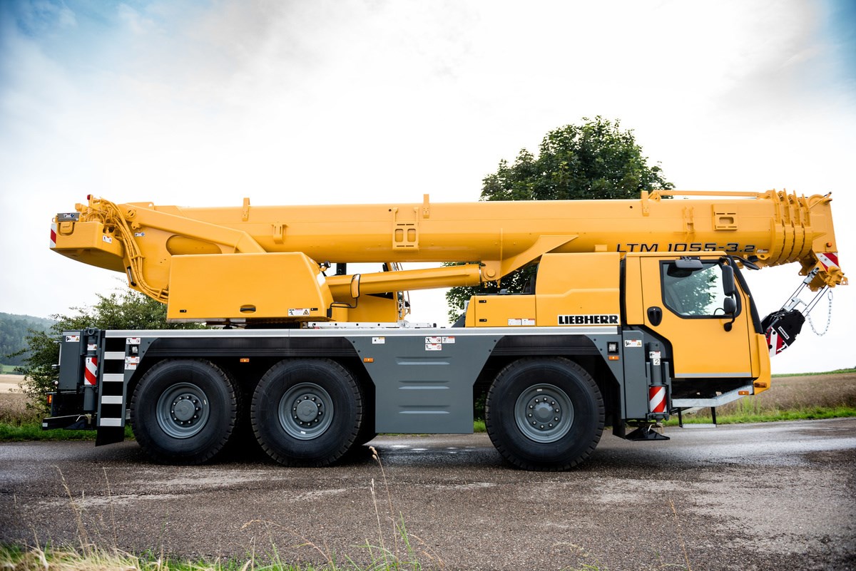 Liebherr LTM 1050-3.1 autódaru - Daru bérlés